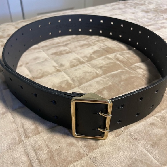 Express | Accessories | Express Black Belt With Gold Buckle | Poshmark